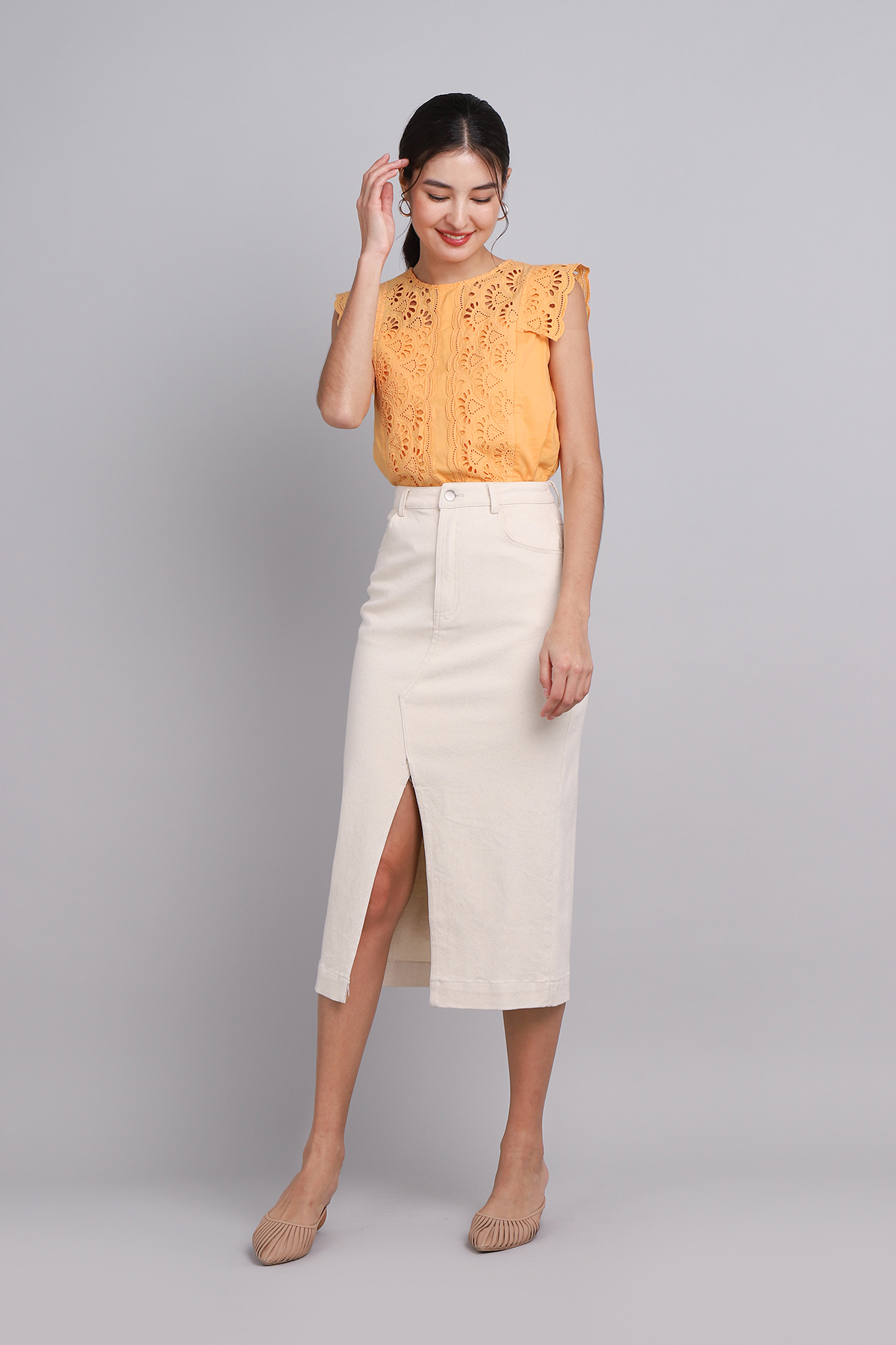 Maura Top In Apricot Eyelet | Kind To Kind